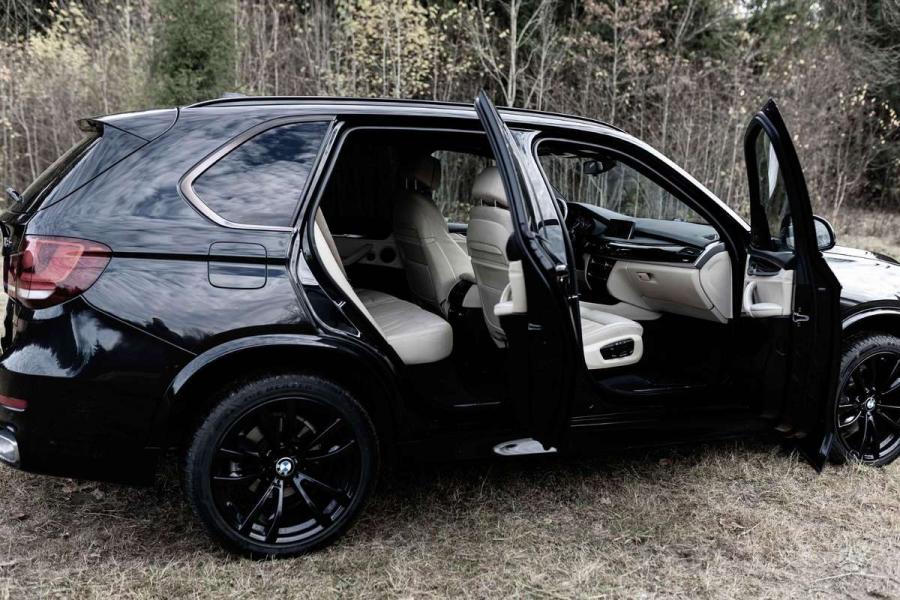 Melns BMW X5 2016 Klaipėda, ar dzinēja tilpumu 2.98 L un nobraukumu 193 tūkst. km par 22650 €, foto 8 vietnē AUTOMOTO.COM.LV