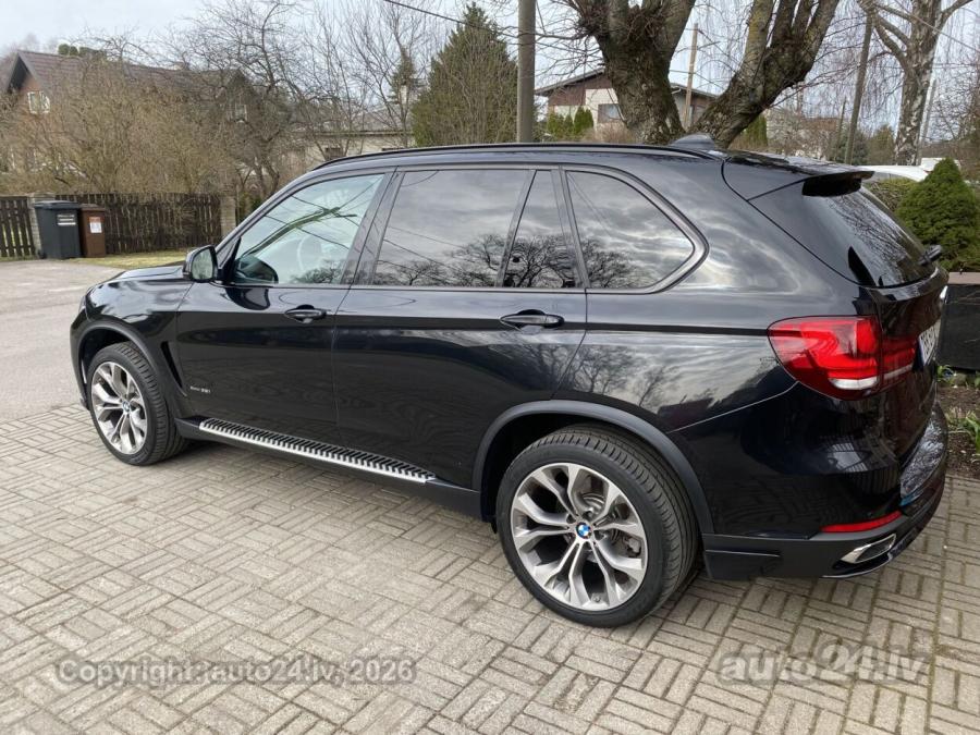 Melns BMW X5 2016 Tallina, ar dzinēja tilpumu 3.00 L un nobraukumu 162 tūkst. km par 22500 €, foto 8 vietnē AUTOMOTO.COM.LV