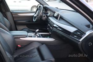 Melns BMW X5 2016 Tallina, ar dzinēja tilpumu 3.00 L un nobraukumu 230 tūkst. km par 21000 €, foto 7 vietnē AUTOMOTO.COM.LV