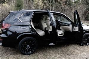 Melns BMW X5 2016 Klaipėda, ar dzinēja tilpumu 3.00 L un nobraukumu 194 tūkst. km par 21250 €, foto 9 vietnē AUTOMOTO.COM.LV