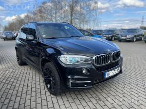 Black BMW X5 2016 in Talsi, with an engine capacity of 3.00 L and mileage of 214 thousand km for 29970 €, photo 3 on AUTOMOTO.COM.LV