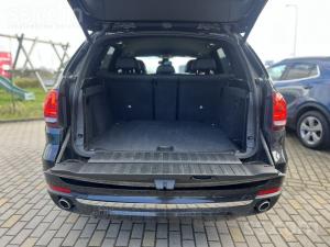 Black BMW X5 2016 in Talsi, with an engine capacity of 3.00 L and mileage of 214 thousand km for 29970 €, photo 11 on AUTOMOTO.COM.LV