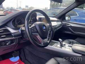 Black BMW X5 2016 in Talsi, with an engine capacity of 3.00 L and mileage of 214 thousand km for 29970 €, photo 19 on AUTOMOTO.COM.LV