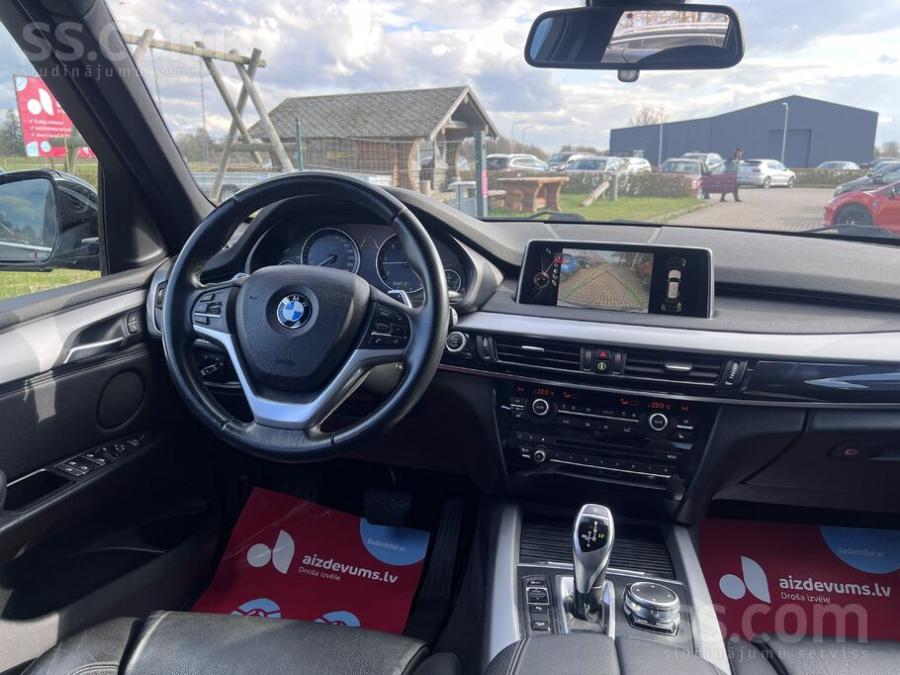 Black BMW X5 2016 in Talsi, with an engine capacity of 3.00 L and mileage of 214 thousand km for 29970 €, photo 22 on AUTOMOTO.COM.LV