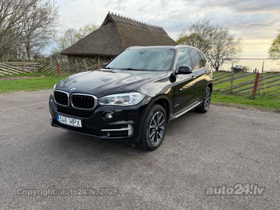 Black BMW X5 2016 in Tallinn, with an engine capacity of 3.00 L and mileage of 156 thousand km for 21900 €, photo 1 on AUTOMOTO.COM.LV