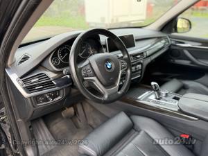 Black BMW X5 2016 in Tallinn, with an engine capacity of 3.00 L and mileage of 156 thousand km for 21900 €, photo 7 on AUTOMOTO.COM.LV