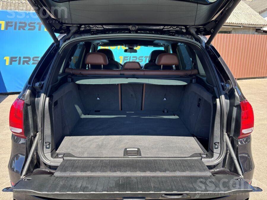 Melns BMW X5 2016 Rīga, ar dzinēja tilpumu 3.00 L un nobraukumu 217 tūkst. km par 20950 €, foto 21 vietnē AUTOMOTO.COM.LV