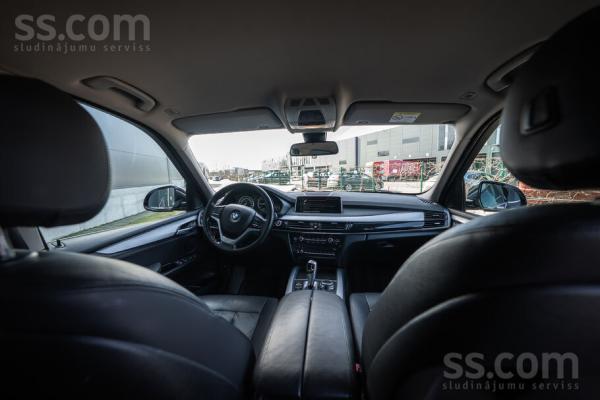 Melns BMW X5 2016 Rīga, ar dzinēja tilpumu 3.00 L un nobraukumu 164 tūkst. km par 27000 €, foto 10 vietnē AUTOMOTO.COM.LV