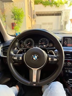 Black BMW X5 2016 in Riga, with an engine capacity of 3.00 L and mileage of 198 thousand km for 19000 €, photo 20 on AUTOMOTO.COM.LV