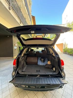 Black BMW X5 2016 in Riga, with an engine capacity of 3.00 L and mileage of 198 thousand km for 19000 €, photo 23 on AUTOMOTO.COM.LV