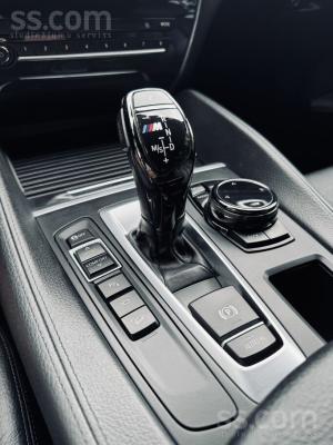 Black BMW X5 2016 in Liepaja, with an engine capacity of 4.00 L and mileage of 178 thousand km for 25500 €, photo 11 on AUTOMOTO.COM.LV