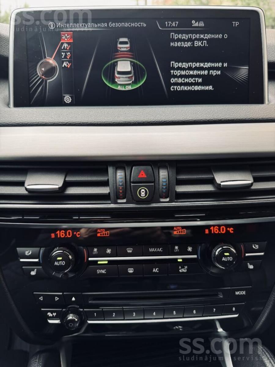 Black BMW X5 2016 in Liepaja, with an engine capacity of 4.00 L and mileage of 178 thousand km for 25500 €, photo 18 on AUTOMOTO.COM.LV