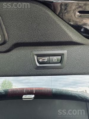 Black BMW X5 2016 in Liepaja, with an engine capacity of 4.00 L and mileage of 178 thousand km for 25500 €, photo 22 on AUTOMOTO.COM.LV