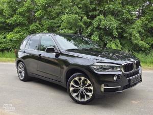 Melns BMW X5 2016 Kauņa, ar dzinēja tilpumu 3.00 L un nobraukumu 245 tūkst. km par 18250 €, foto 4 vietnē AUTOMOTO.COM.LV