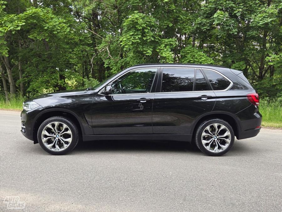 Melns BMW X5 2016 Kauņa, ar dzinēja tilpumu 3.00 L un nobraukumu 245 tūkst. km par 18250 €, foto 9 vietnē AUTOMOTO.COM.LV