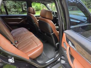 Melns BMW X5 2016 Kauņa, ar dzinēja tilpumu 3.00 L un nobraukumu 245 tūkst. km par 18250 €, foto 13 vietnē AUTOMOTO.COM.LV