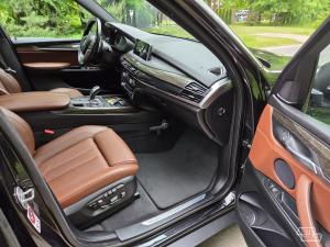 Melns BMW X5 2016 Kauņa, ar dzinēja tilpumu 3.00 L un nobraukumu 245 tūkst. km par 18250 €, foto 14 vietnē AUTOMOTO.COM.LV