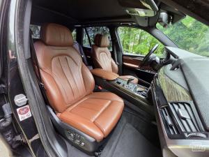 Melns BMW X5 2016 Kauņa, ar dzinēja tilpumu 3.00 L un nobraukumu 245 tūkst. km par 18250 €, foto 17 vietnē AUTOMOTO.COM.LV