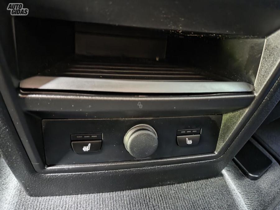 Melns BMW X5 2016 Kauņa, ar dzinēja tilpumu 3.00 L un nobraukumu 245 tūkst. km par 18250 €, foto 21 vietnē AUTOMOTO.COM.LV