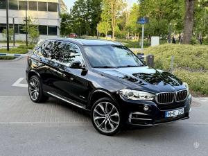 Melns BMW X5 2016 Viļņa, ar dzinēja tilpumu 3.00 L un nobraukumu 190 tūkst. km par 19500 €, foto  vietnē AUTOMOTO.COM.LV