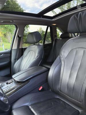 Melns BMW X5 2016 Viļņa, ar dzinēja tilpumu 3.00 L un nobraukumu 190 tūkst. km par 19500 €, foto 16 vietnē AUTOMOTO.COM.LV