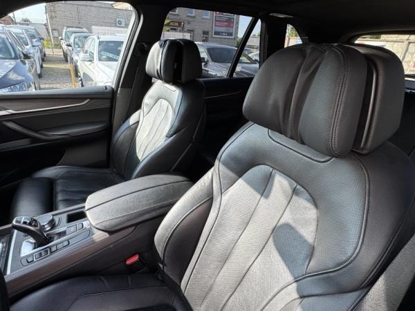 Melns BMW X5 2016 Rīga, ar dzinēja tilpumu 3.00 L un nobraukumu 158 tūkst. km par 28000 €, foto 7 vietnē AUTOMOTO.COM.LV