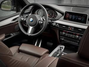 Black BMW X5 2016 in Riga, with an engine capacity of 3.00 L and mileage of 204 thousand km for 26800 €, photo 10 on AUTOMOTO.COM.LV