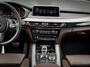 Black BMW X5 2016 in Riga, with an engine capacity of 3.00 L and mileage of 204 thousand km for 26800 €, photo 19 on AUTOMOTO.COM.LV