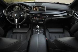 Black BMW X5 2016 in Jelgava, with an engine capacity of 2.00 L and mileage of 200 thousand km for 24500 €, photo 9 on AUTOMOTO.COM.LV