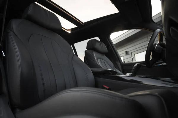 Melns BMW X5 2016 Jelgava, ar dzinēja tilpumu 2.00 L un nobraukumu 200 tūkst. km par 24500 €, foto 10 vietnē AUTOMOTO.COM.LV