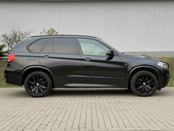 Melns BMW X5 2016 Rīga, ar dzinēja tilpumu 3.00 L un nobraukumu 207 tūkst. km par 25490 €, foto 4 vietnē AUTOMOTO.COM.LV