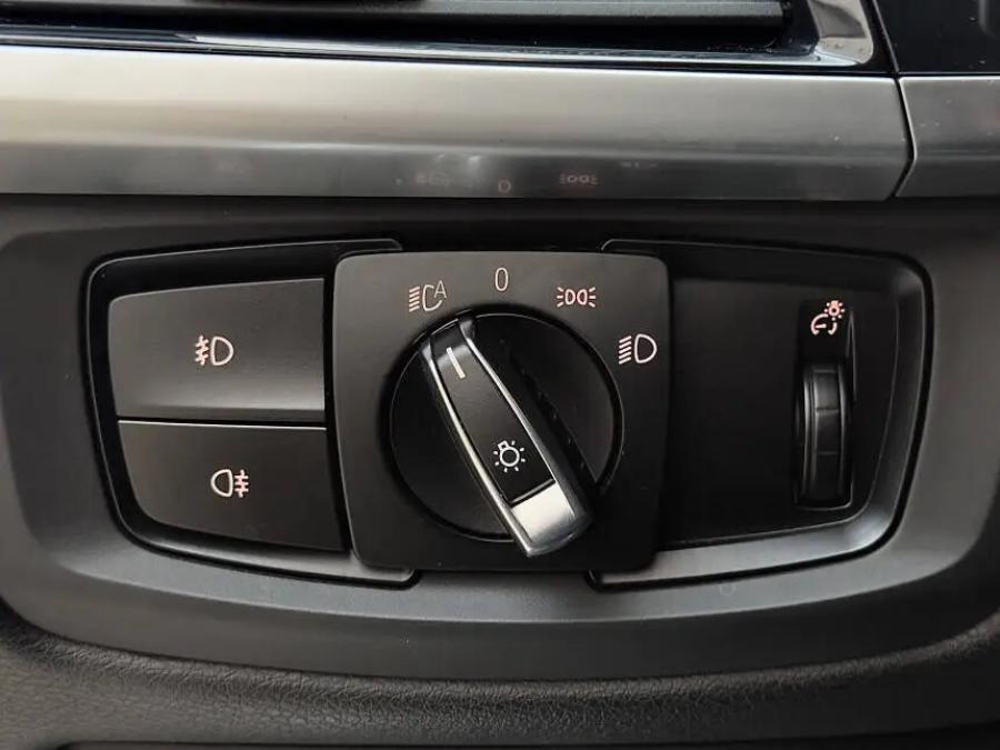 Melns BMW X5 2016 Rīga, ar dzinēja tilpumu 3.00 L un nobraukumu 207 tūkst. km par 25490 €, foto 16 vietnē AUTOMOTO.COM.LV