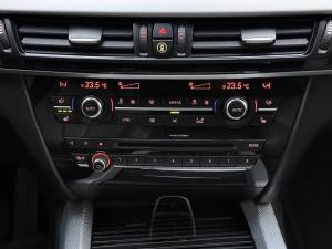 Melns BMW X5 2016 Rīga, ar dzinēja tilpumu 3.00 L un nobraukumu 207 tūkst. km par 25490 €, foto 20 vietnē AUTOMOTO.COM.LV