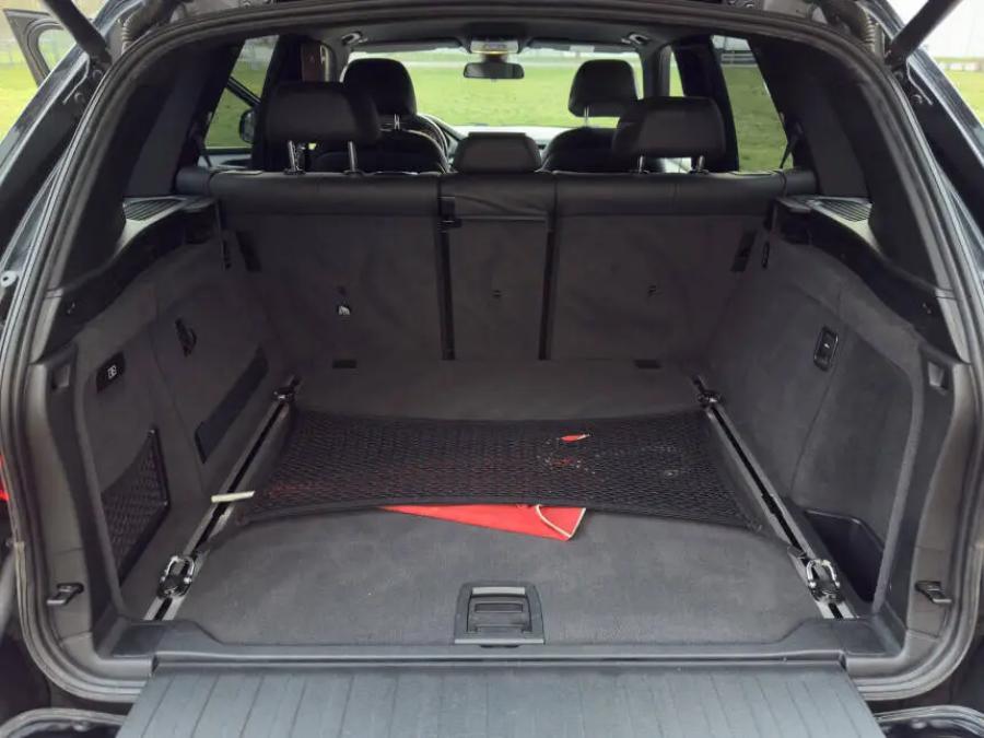 Melns BMW X5 2016 Rīga, ar dzinēja tilpumu 3.00 L un nobraukumu 207 tūkst. km par 25490 €, foto 27 vietnē AUTOMOTO.COM.LV