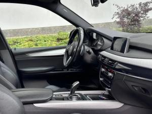 Melns BMW X5 2016 Rīga, ar dzinēja tilpumu 3.00 L un nobraukumu 196 tūkst. km par 29990 €, foto 10 vietnē AUTOMOTO.COM.LV