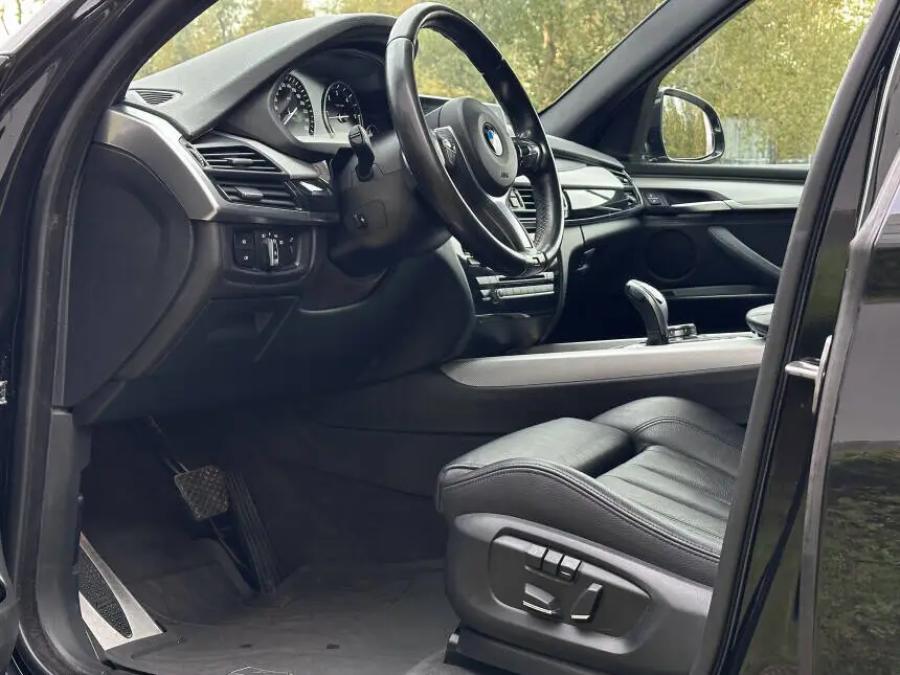 Melns BMW X5 2016 Rīga, ar dzinēja tilpumu 3.00 L un nobraukumu 196 tūkst. km par 29990 €, foto 11 vietnē AUTOMOTO.COM.LV