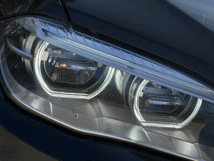 Melns BMW X5 2016 Jūrmala, ar dzinēja tilpumu 3.00 L un nobraukumu 220 tūkst. km par 22950 €, foto 6 vietnē AUTOMOTO.COM.LV