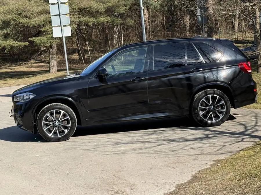 Melns BMW X5 2016 Jūrmala, ar dzinēja tilpumu 3.00 L un nobraukumu 220 tūkst. km par 22950 €, foto 9 vietnē AUTOMOTO.COM.LV