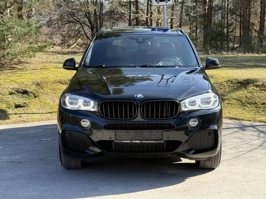 Melns BMW X5 2016 Jūrmala, ar dzinēja tilpumu 3.00 L un nobraukumu 220 tūkst. km par 22950 €, foto 13 vietnē AUTOMOTO.COM.LV