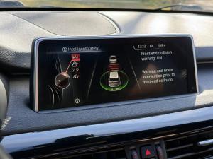 Melns BMW X5 2016 Jūrmala, ar dzinēja tilpumu 3.00 L un nobraukumu 220 tūkst. km par 22950 €, foto 32 vietnē AUTOMOTO.COM.LV