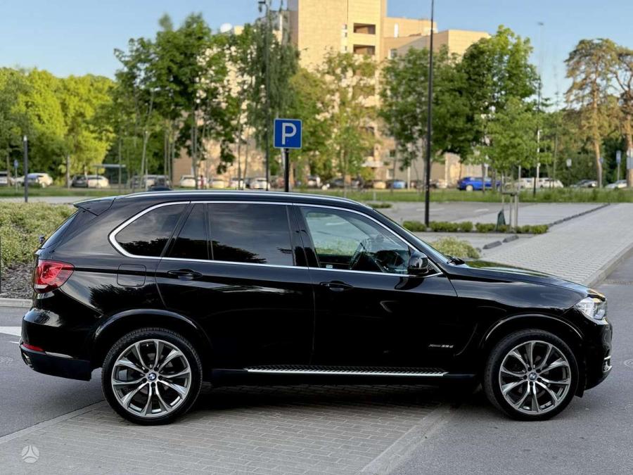 Melns BMW X5 2016 Viļņa, ar dzinēja tilpumu 3.00 L un nobraukumu 189 tūkst. km par 18900 €, foto 8 vietnē AUTOMOTO.COM.LV