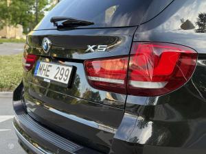 Melns BMW X5 2016 Viļņa, ar dzinēja tilpumu 3.00 L un nobraukumu 189 tūkst. km par 18900 €, foto 11 vietnē AUTOMOTO.COM.LV