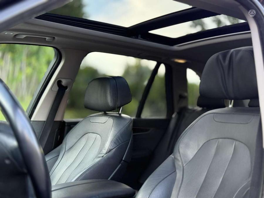 Melns BMW X5 2016 Viļņa, ar dzinēja tilpumu 3.00 L un nobraukumu 189 tūkst. km par 18900 €, foto 13 vietnē AUTOMOTO.COM.LV