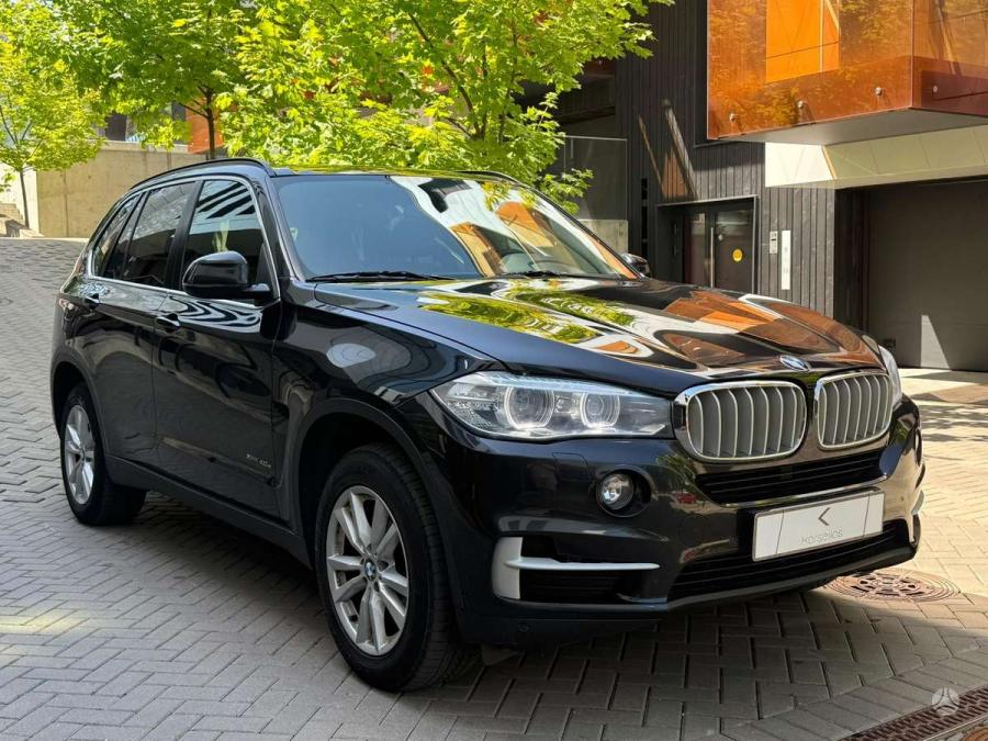 Melns BMW X5 2016 Kauņa, ar dzinēja tilpumu 2.00 L un nobraukumu 197 tūkst. km par 14050 €, foto 1 vietnē AUTOMOTO.COM.LV