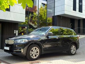 Melns BMW X5 2016 Kauņa, ar dzinēja tilpumu 2.00 L un nobraukumu 197 tūkst. km par 14050 €, foto 4 vietnē AUTOMOTO.COM.LV