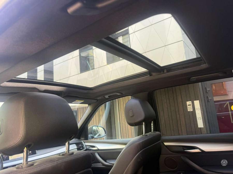 Melns BMW X5 2016 Kauņa, ar dzinēja tilpumu 2.00 L un nobraukumu 197 tūkst. km par 14050 €, foto 14 vietnē AUTOMOTO.COM.LV