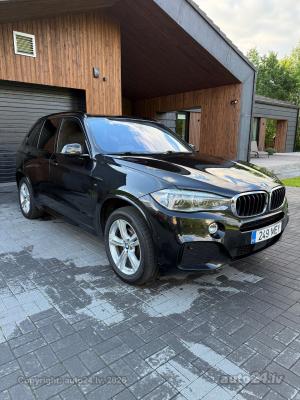 Black BMW X5 2016 in Tallinn, with an engine capacity of 3.00 L and mileage of 199 thousand km for 29900 €, photo 4 on AUTOMOTO.COM.LV