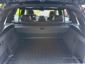 Black BMW X5 2016 in Tallinn, with an engine capacity of 3.00 L and mileage of 199 thousand km for 29900 €, photo 8 on AUTOMOTO.COM.LV