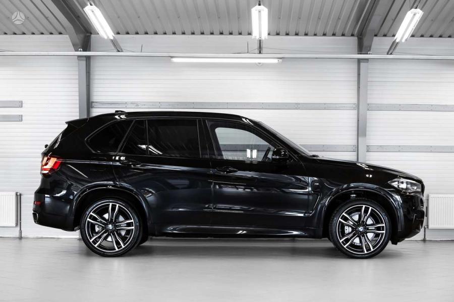 Melns BMW X5 2016 Tukums, ar dzinēja tilpumu 2.99 L un nobraukumu 179 tūkst. km par 24990 €, foto 5 vietnē AUTOMOTO.COM.LV