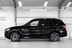 Melns BMW X5 2016 Tukums, ar dzinēja tilpumu 2.99 L un nobraukumu 179 tūkst. km par 24990 €, foto 8 vietnē AUTOMOTO.COM.LV